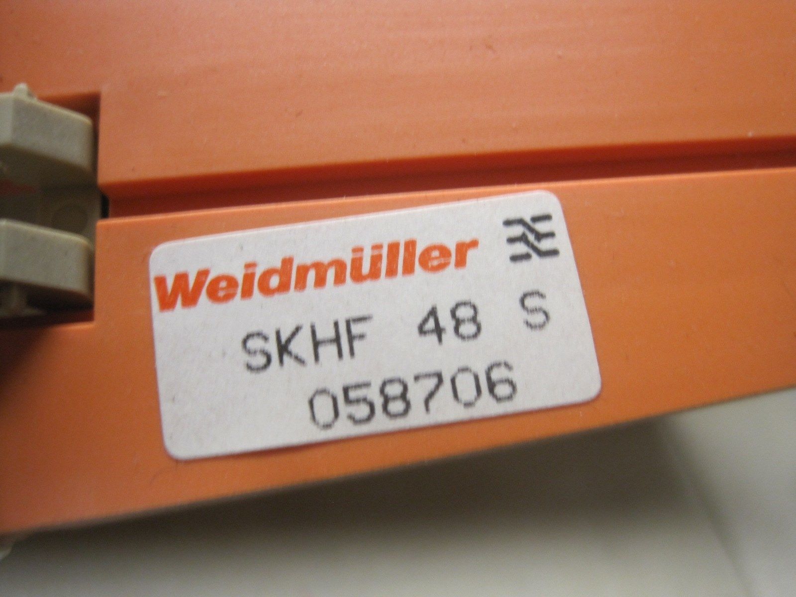 NEW WEIDMULLER SK-HF-48-S CARD HOLDER SKHF48S - SB Industrial Supply, Inc.