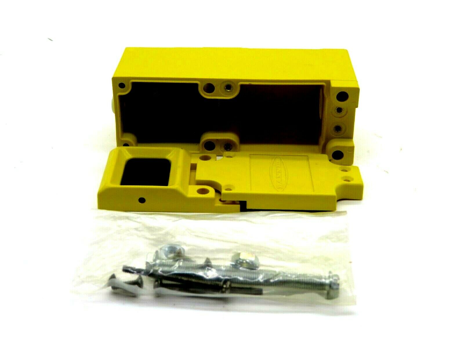 NEW BANNER F1 MULTI BEAM SCANNER BLOCK - SB Industrial Supply, Inc.