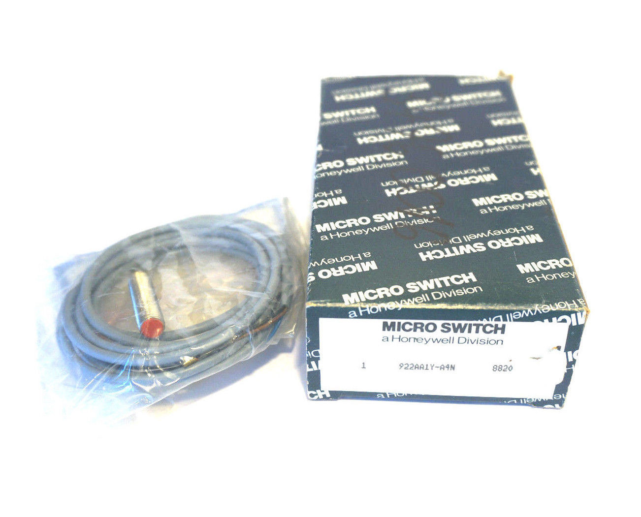 NEW MICROSWITCH HONEYWELL 922AA1Y-A4N PROXIMITY SWITCH 922AA1YA4N - SB ...