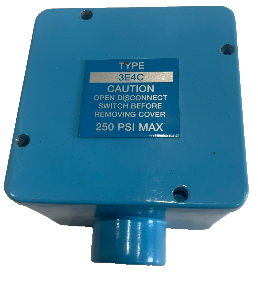 NEW WARRICK CONTROLS 3E4C LIQUID LEVEL SWITCH 250 PSI MAX - SB ...