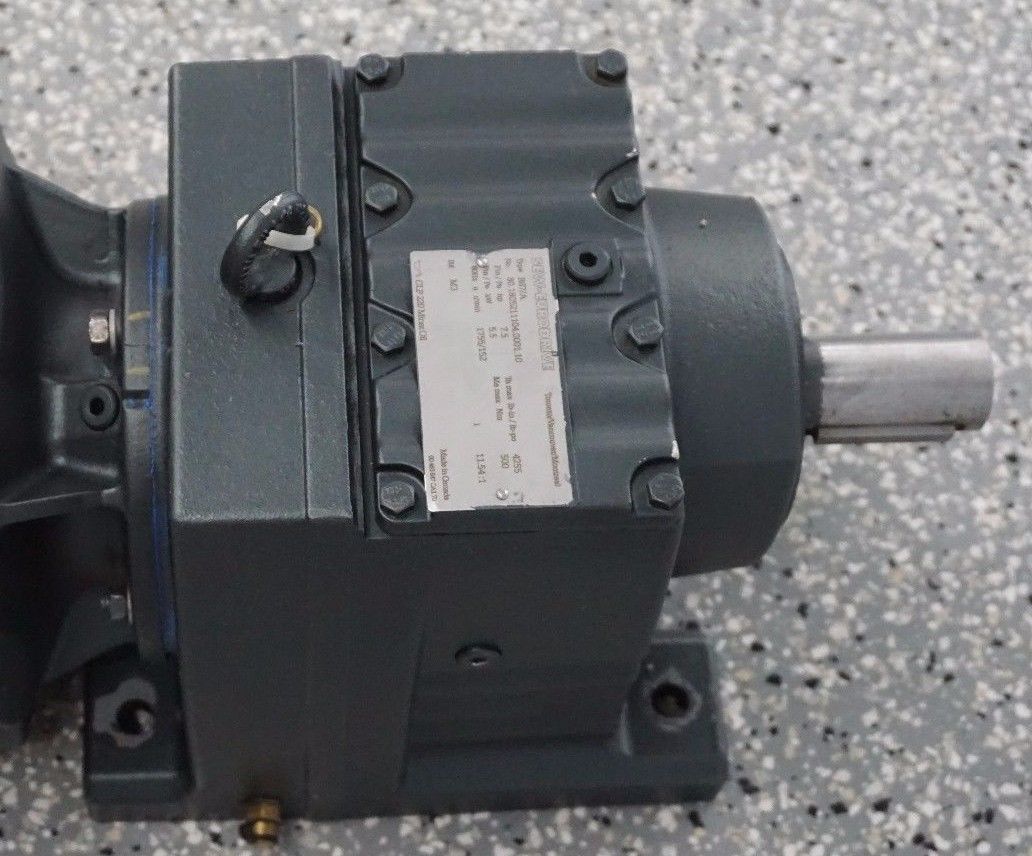 NEW SEW-EURODRIVE R67 DRE132M4 MOTOR GEARBOX R67/A - SB Industrial ...