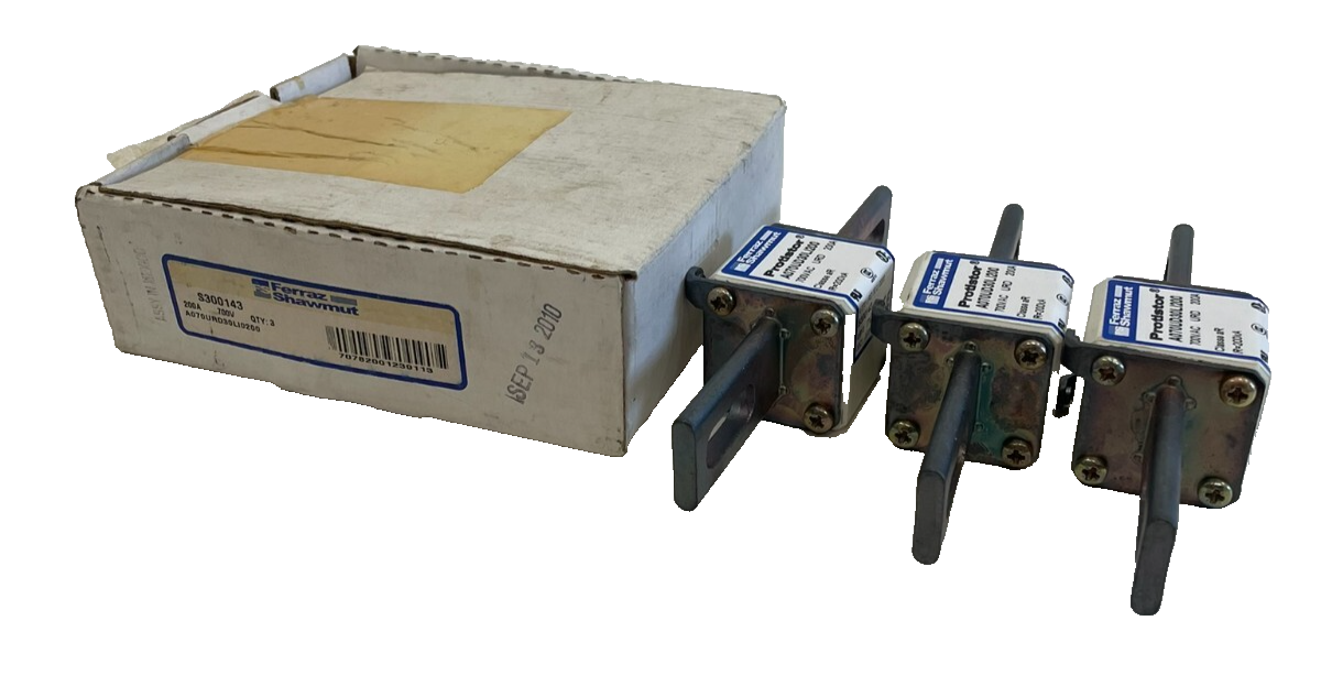 NEW FERRAZ SHAWMUT S300143 FUSES 200A 700V A07OUD30LI200 QTY:3 - SB ...