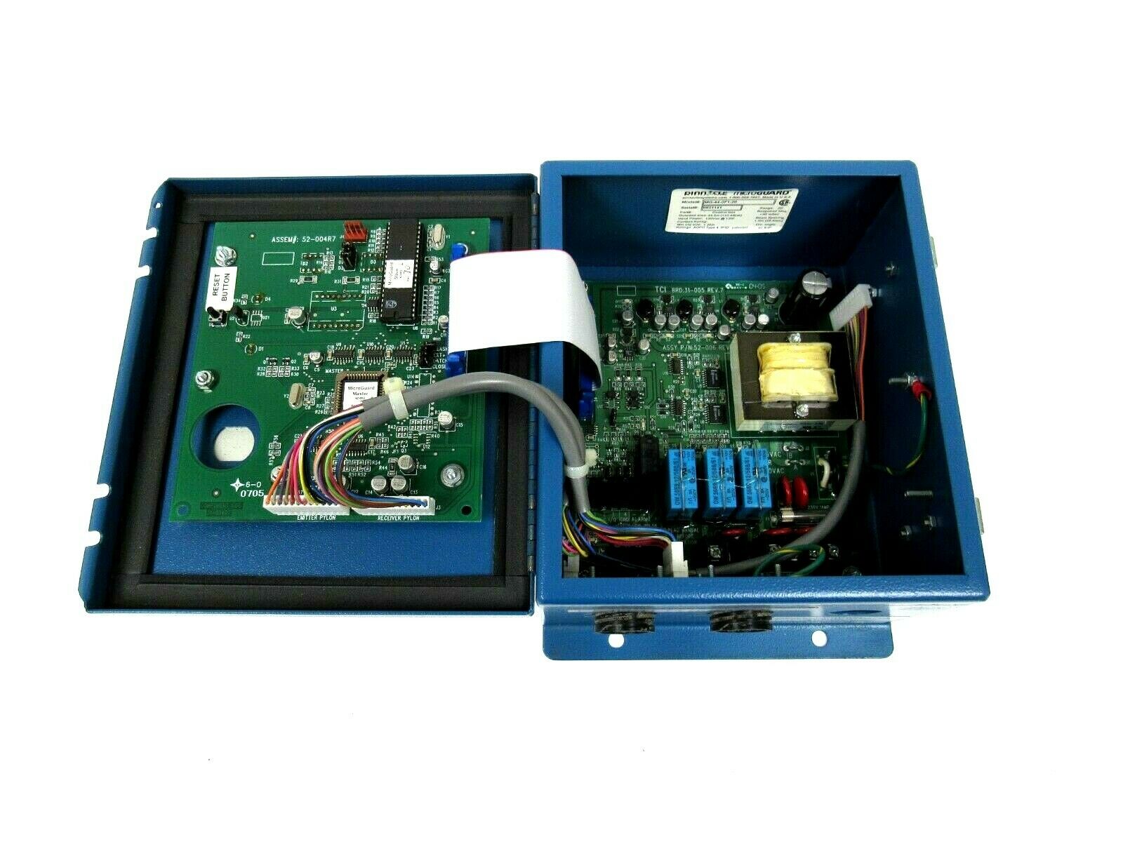 USED PINNACLE MG-44-0F1-20 MICROGAURD LIGHT CURTAIN CONTROL BOX ...
