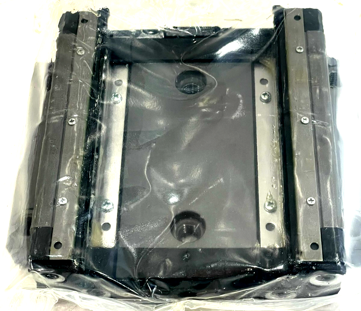 NEW THK HRW35CA1SS RAIL GUIDE BLOCK UMD80092-GK - SB Industrial Supply ...