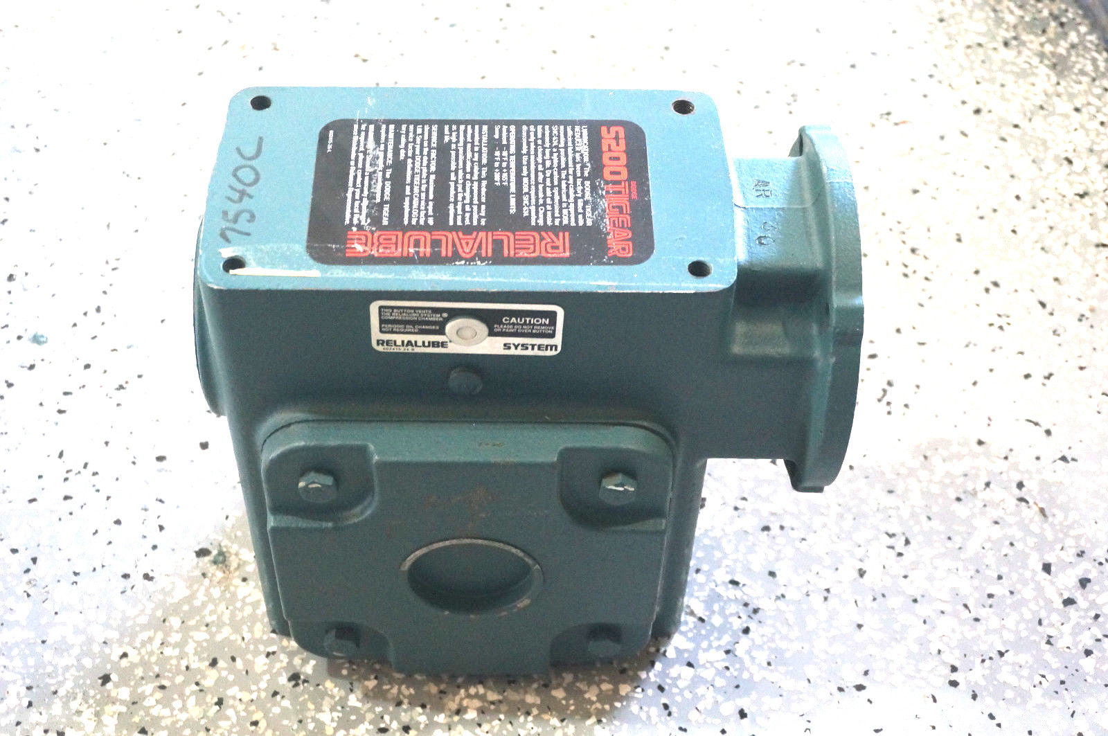 NEW DODGE 3138272-001-VX TIGEAR GEAR REDUCER 56/350-30 1750 R.P.M. - SB ...