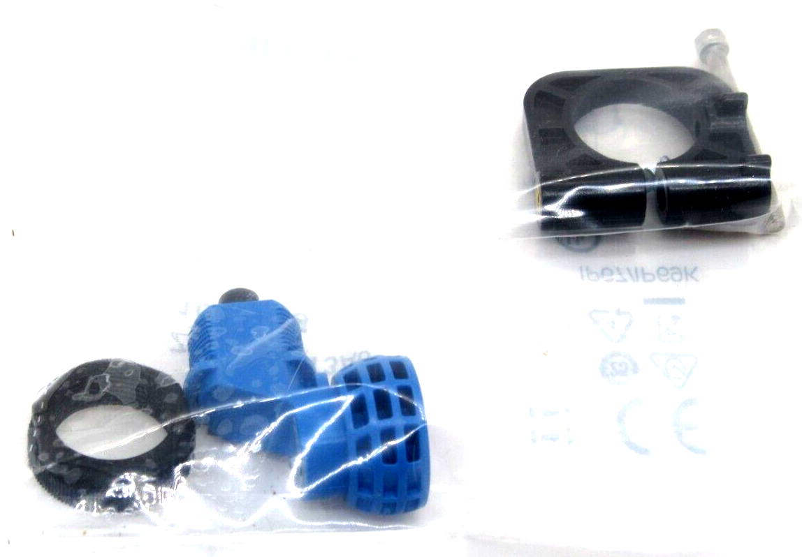 NEW SICK ZLD18-5PT3A8 SENSOR W/ MOUNTING BRACKET 1089835 ZLD185PT3A8 ...