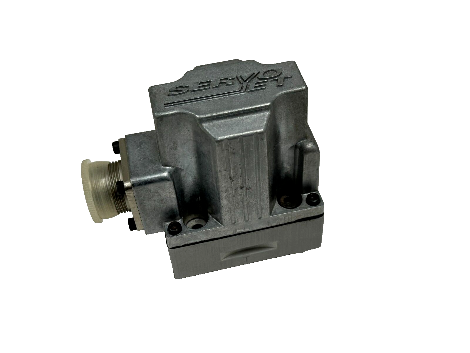 D061-861C SERVO VALVE J15HOBM4HB3 - SB Industrial Supply, Inc.