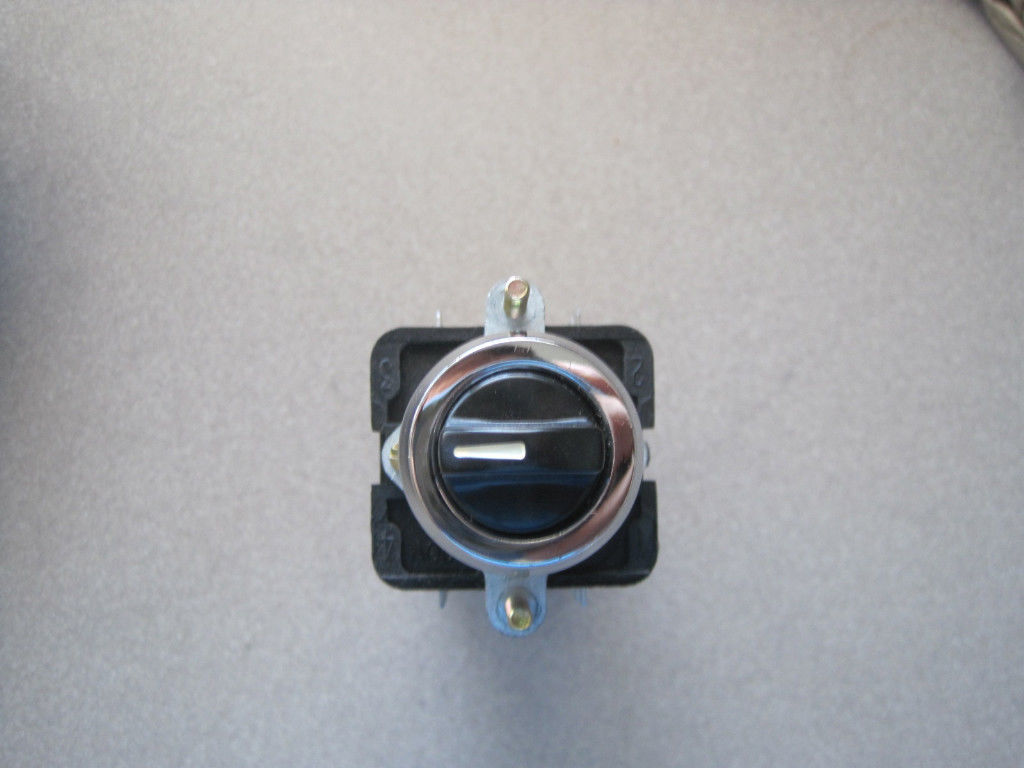 NEW ENTRELEC SWITCH V10/D/A/41950/Y6/MBTN - SB Industrial Supply, Inc.