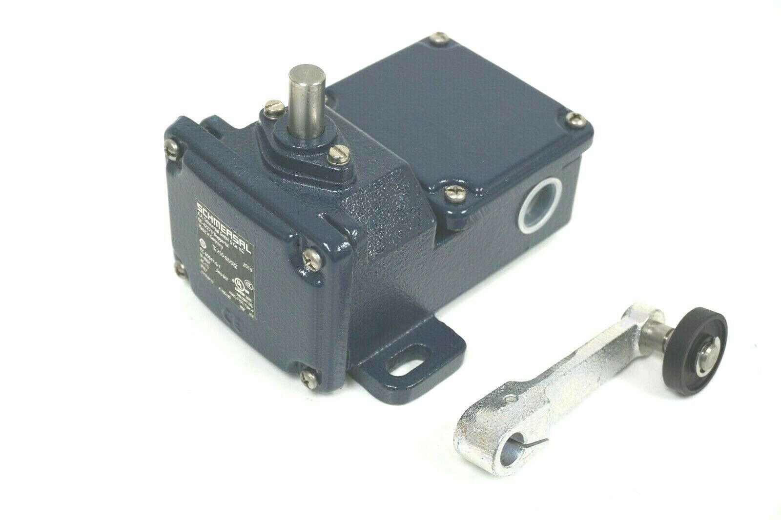 NEW SCHMERSAL TD 250-02/02Z 101058179 LIMIT SWITCH TD2500202Z - SB ...