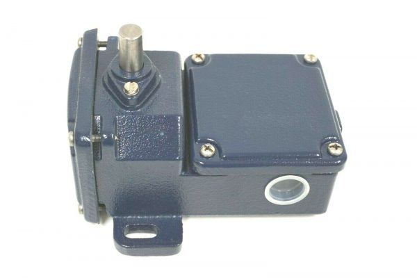 NEW SCHMERSAL TD 250-02/02Z 101058179 LIMIT SWITCH TD2500202Z - SB ...