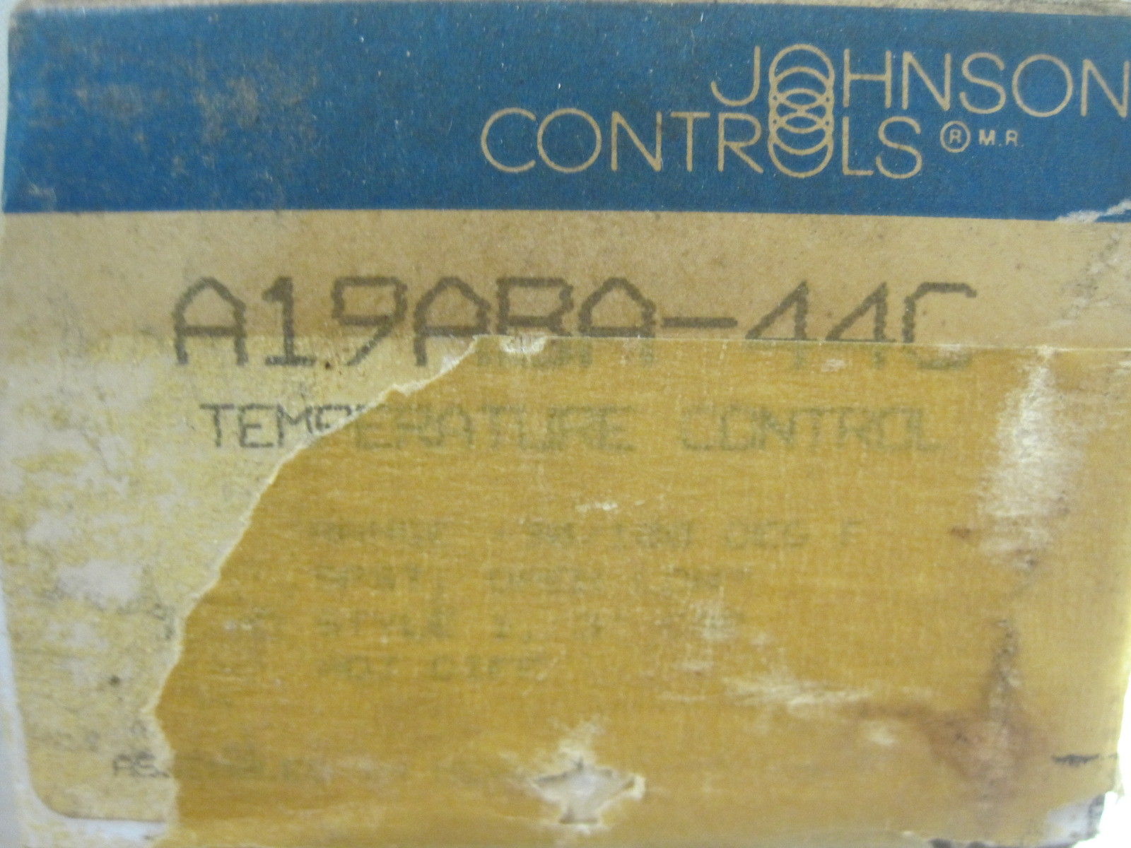 NEW JOHNSON CONTROLS A19ABA-44C TEMPERATURE CONTROL A19ABA44C - SB ...