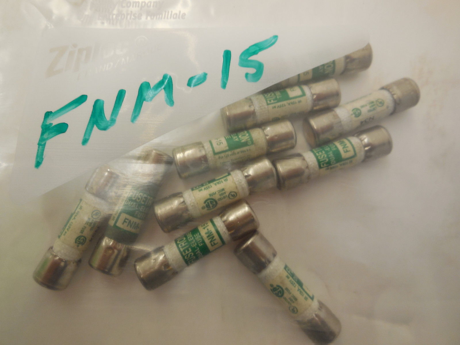 10 NEW FUSETRON FNM-15 FUSES FNM15 - SB Industrial Supply, Inc.