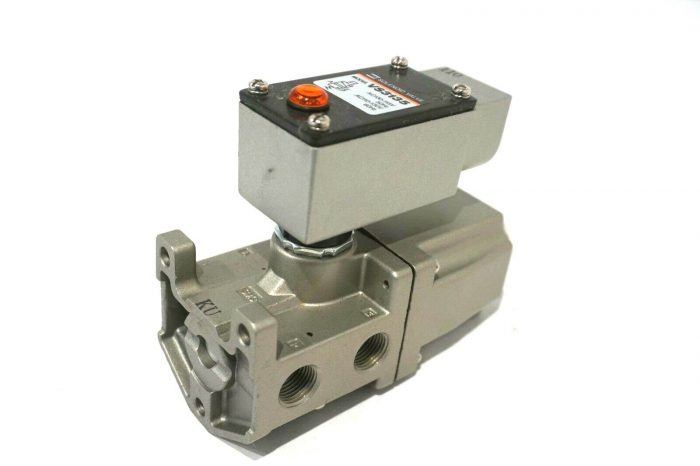 NEW SMC VS3135 SOLENOID VALVE - SB Industrial Supply, Inc.