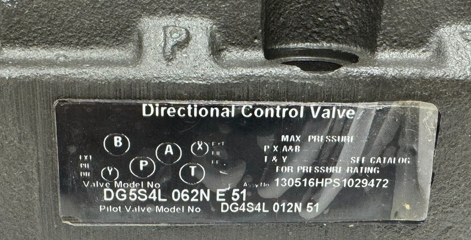 NEW VICKERS DG5S4L-062N-E-51 DIRECTIONAL CONTROL VALVE BASE - SB ...