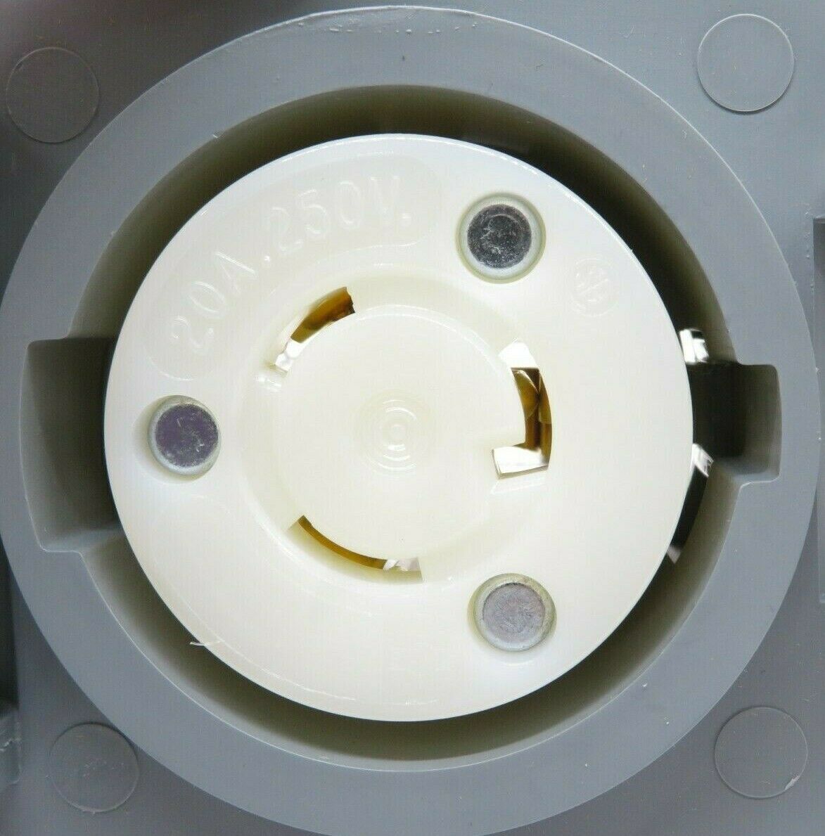 NEW HUBBELL HBL2320SW WATER TIGHT RECEPTACLE 20A 250V - SB Industrial ...