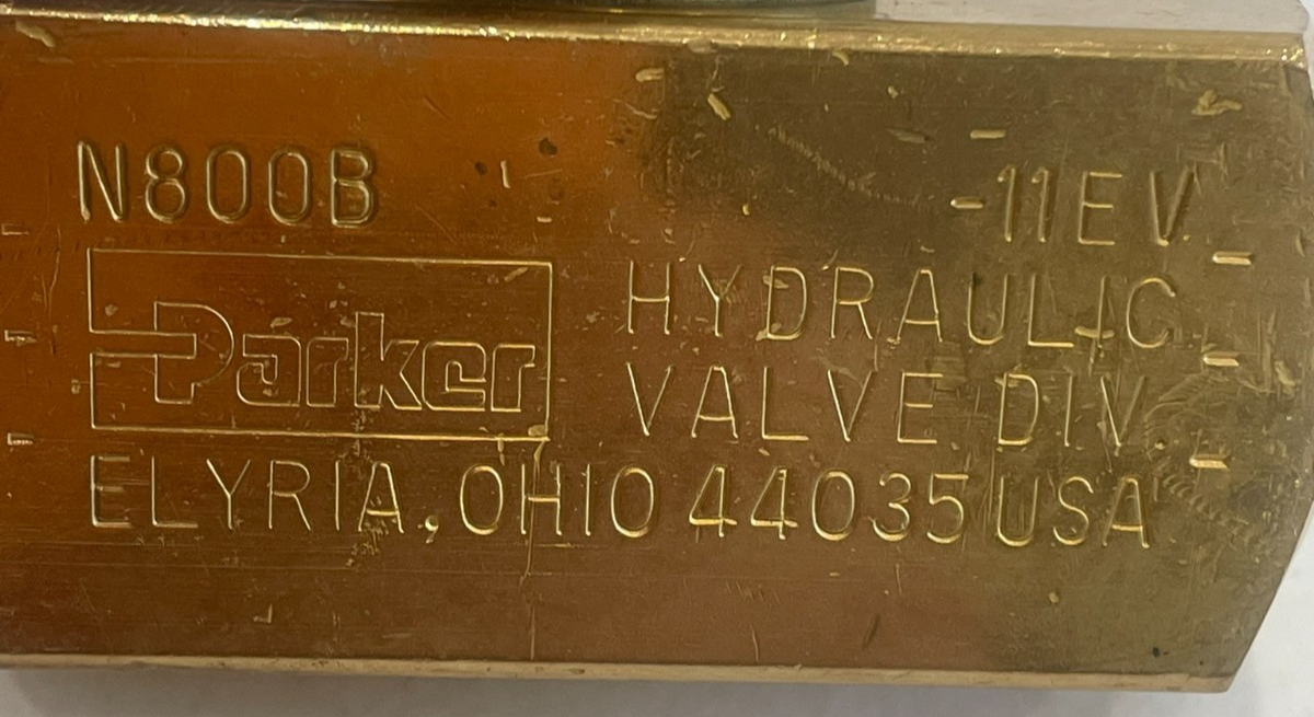 NEW PARKER N800B-11EV NEEDLE VALVE N800B11EV - SB Industrial Supply, Inc.