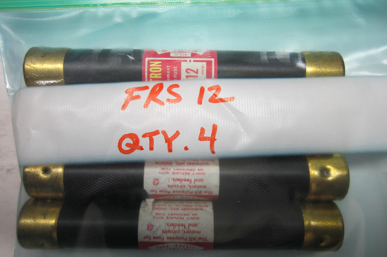 4 NEW FUSETRON FRS12 FUSES - SB Industrial Supply, Inc.