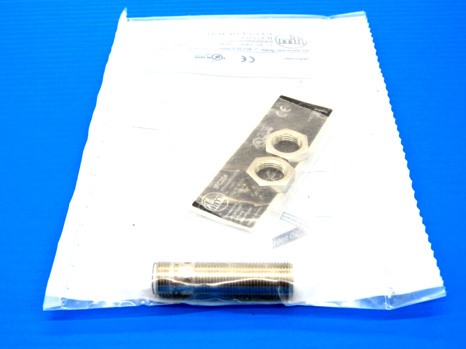 NEW IFM EFECTOR IFB3004BBPKG/M/US-104-DPS-IFC204 INDUCTIVE SENSOR ...