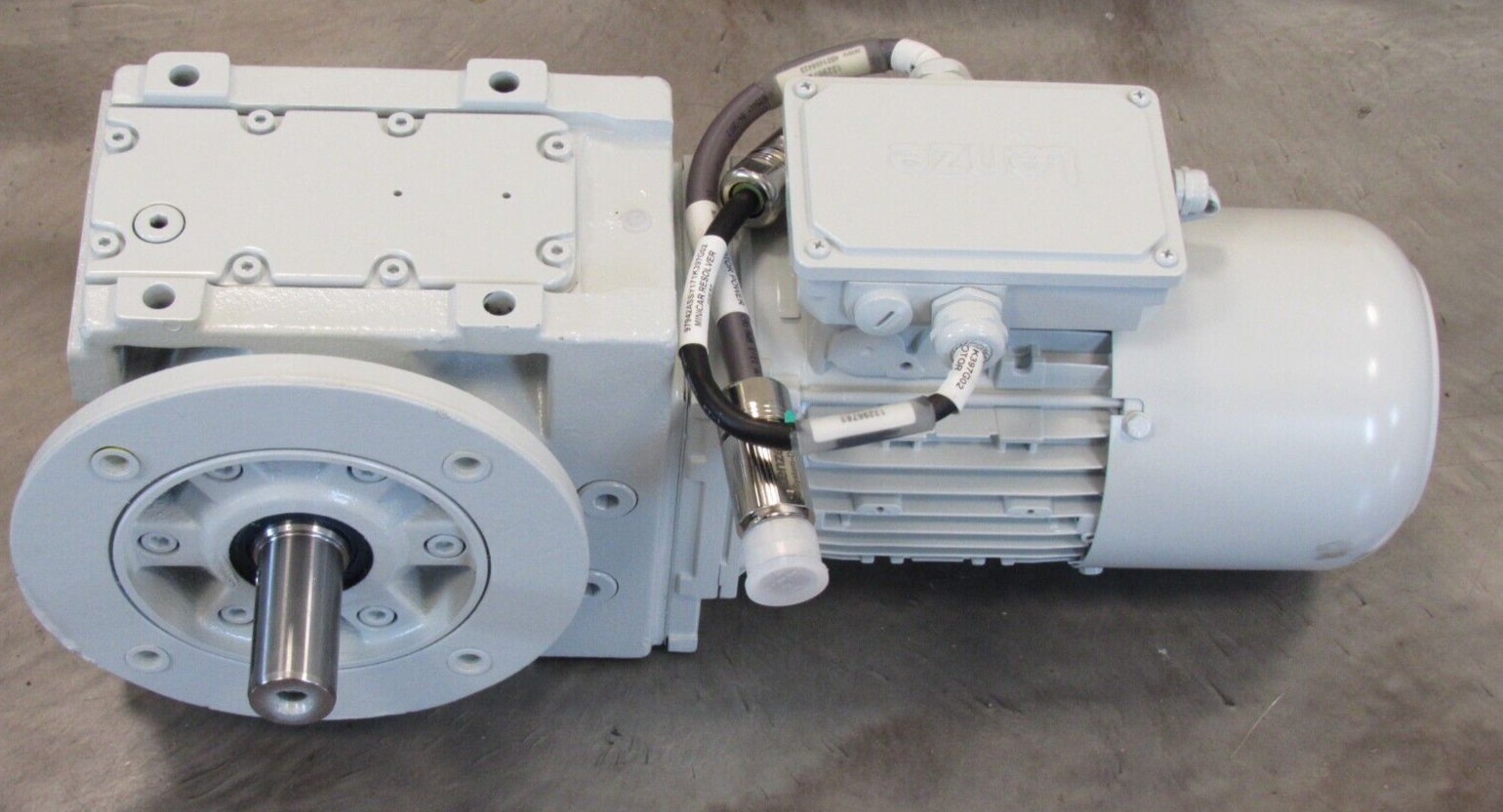 NEW LENZE GKS05-3MVAK-071C42 BEVEL GEARMOTOR MDEMARS071-42 - SB Industrial Supply, Inc.