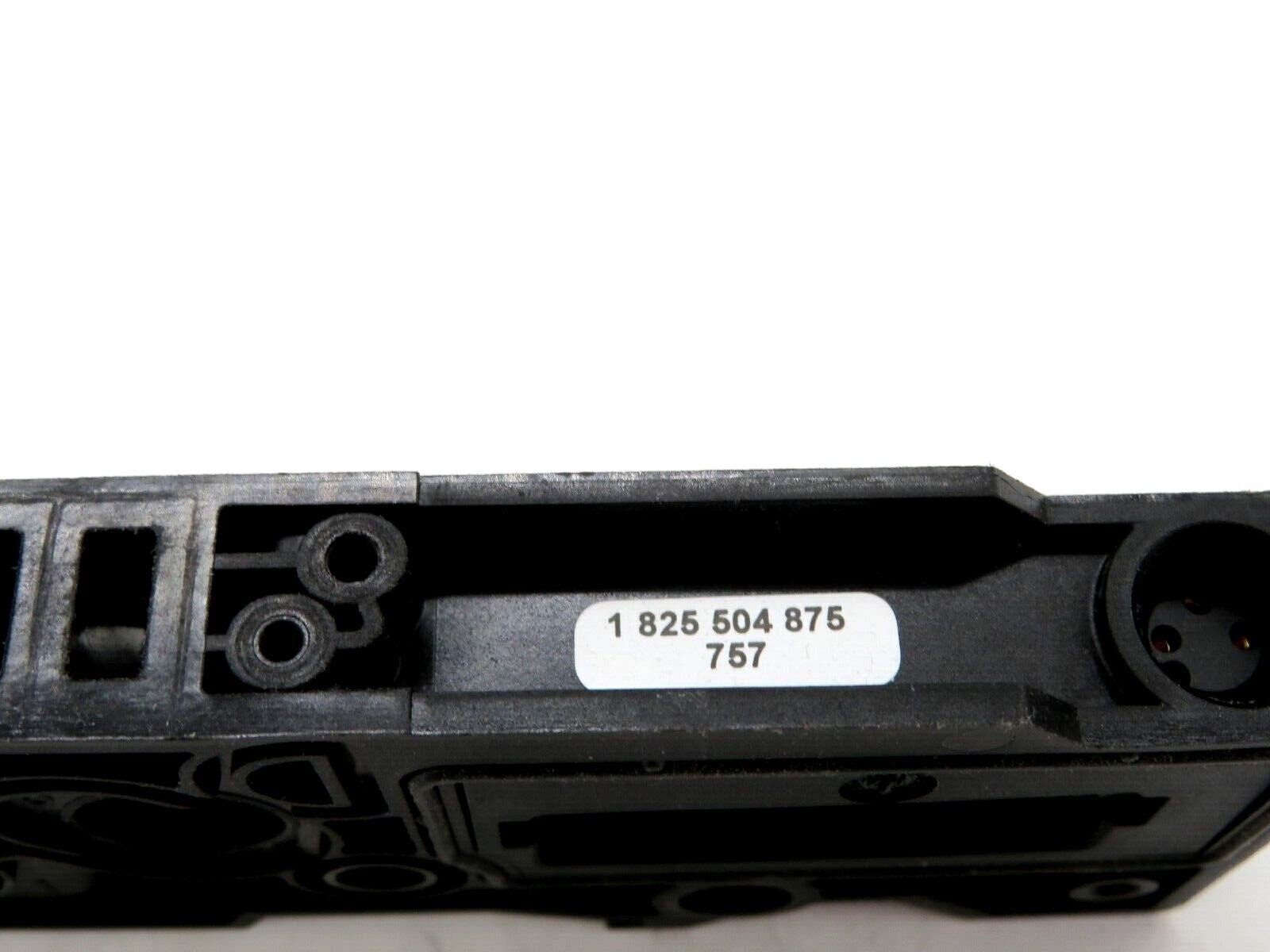 NEW UNBRANDED 1-825-504-875 CONNECTOR PNEUMATIC SUBBASE 1825504875 - SB ...