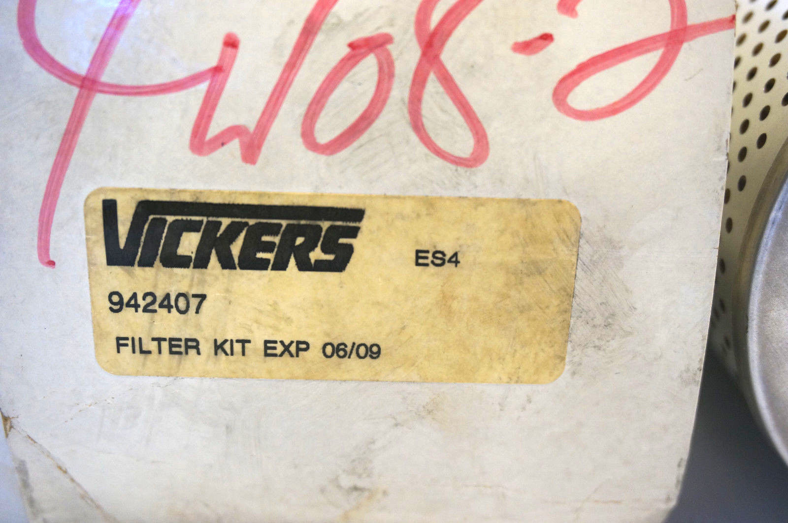 NEW VICKERS 942407 FILTER KIT - SB Industrial Supply, Inc.