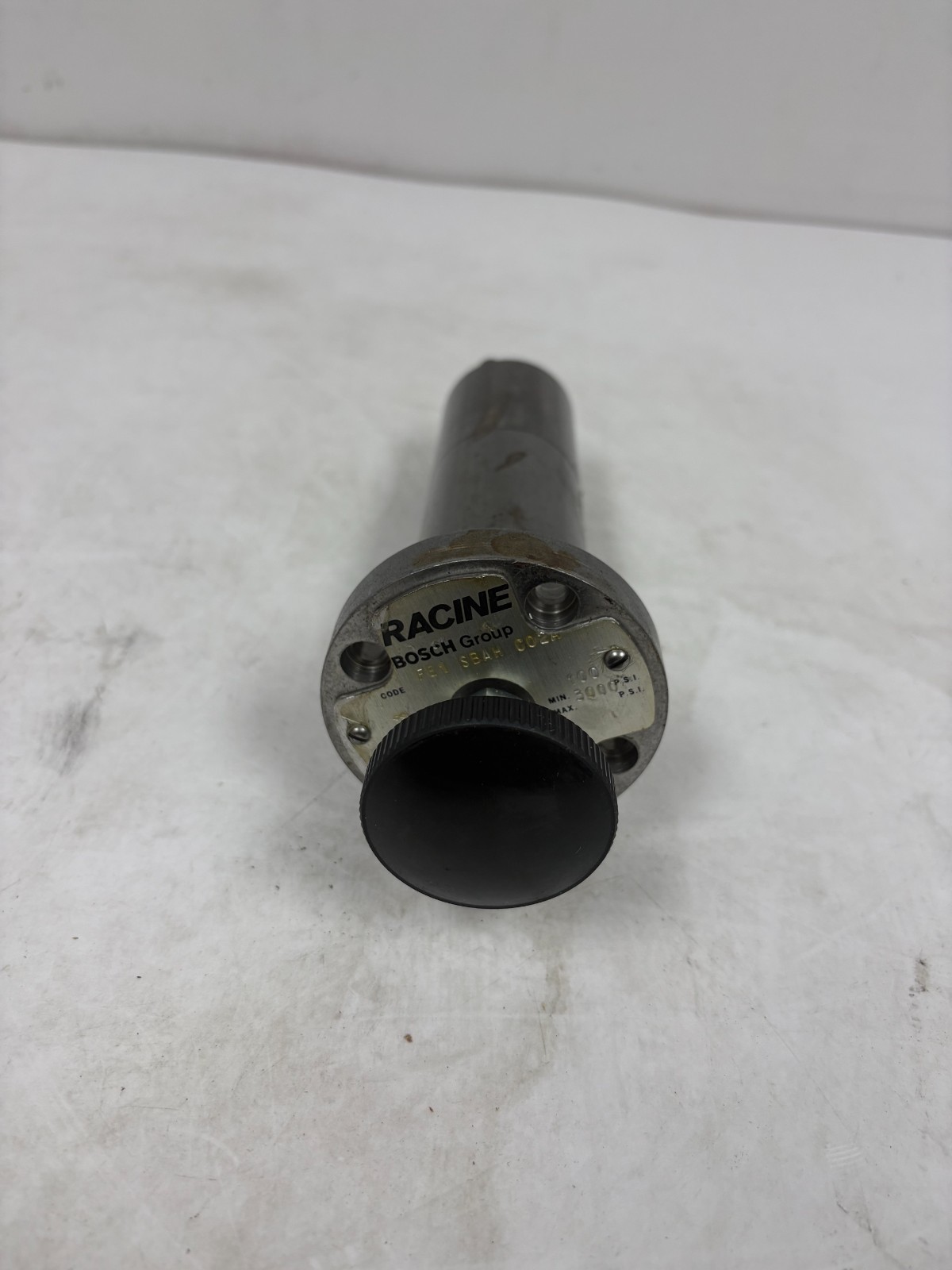 NEW RACINE FE1-SBAH-C02A VALVE 100/3000 PSI - SB Industrial Supply, Inc.