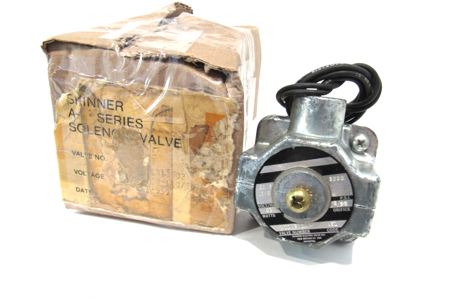 NEW SKINNER A11LB13002 SOLENOID VALVE - SB Industrial Supply, Inc.