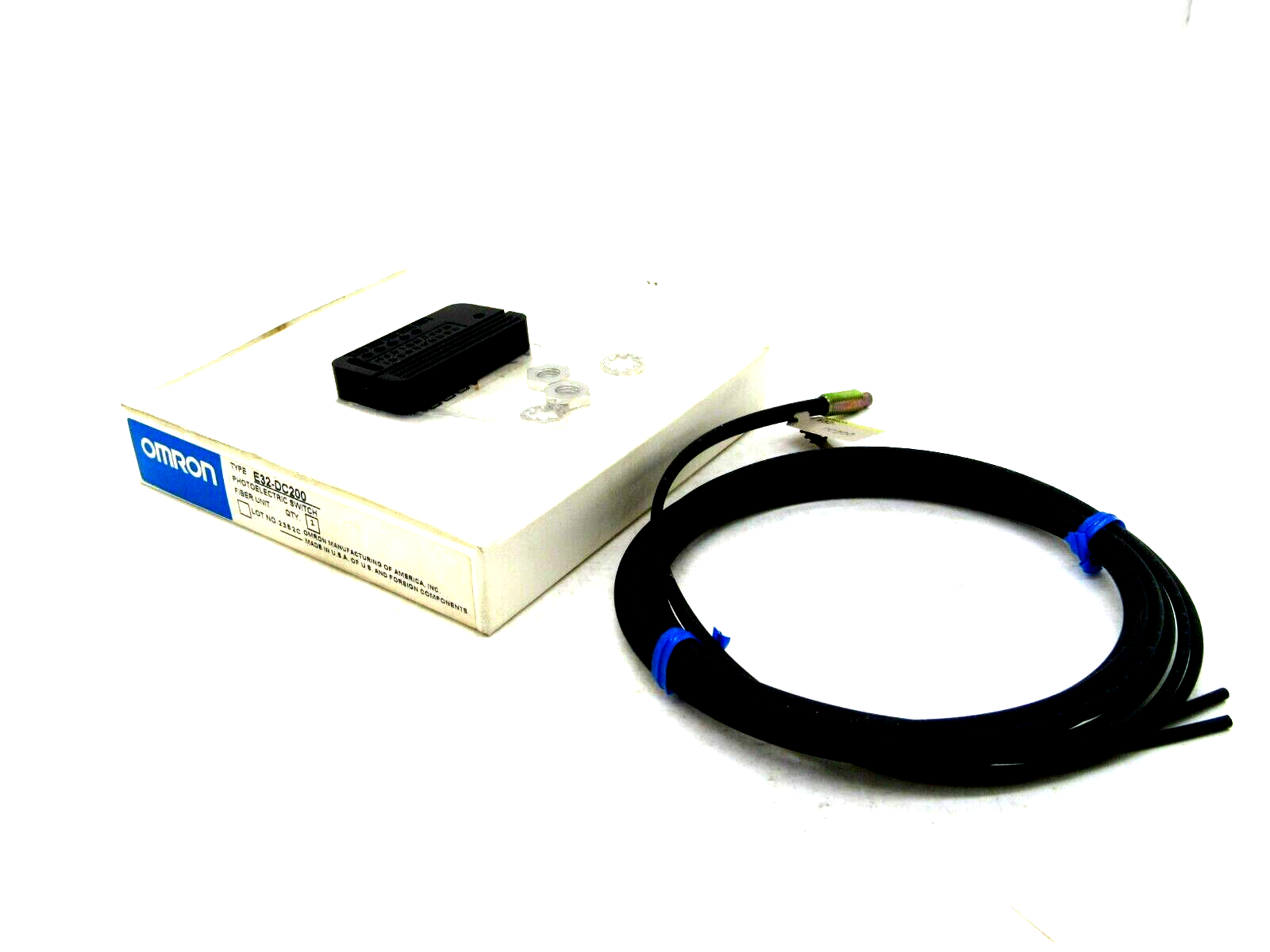 NEW OMRON E32-DC200 PHOTOELECTRIC SWITCH E32DC200 - SB Industrial ...