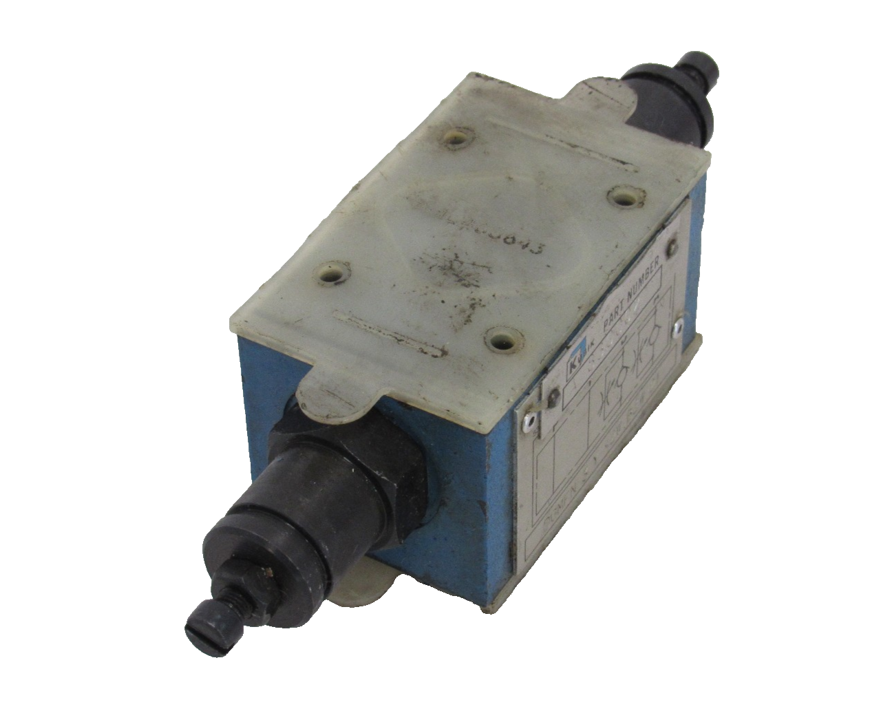 NEW VICKERS DGMFN3YA2WB2W21 CONTROL VALVE - SB Industrial Supply, Inc.