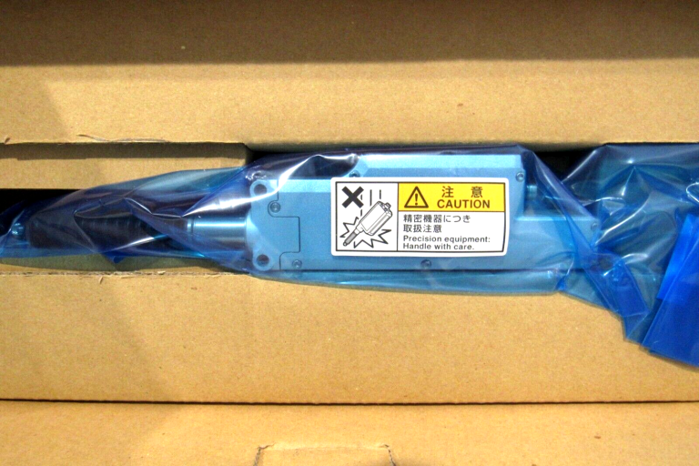 NEW KEYENCE GT2-H32 SENSOR HEAD GT2H32 - SB Industrial Supply, Inc.