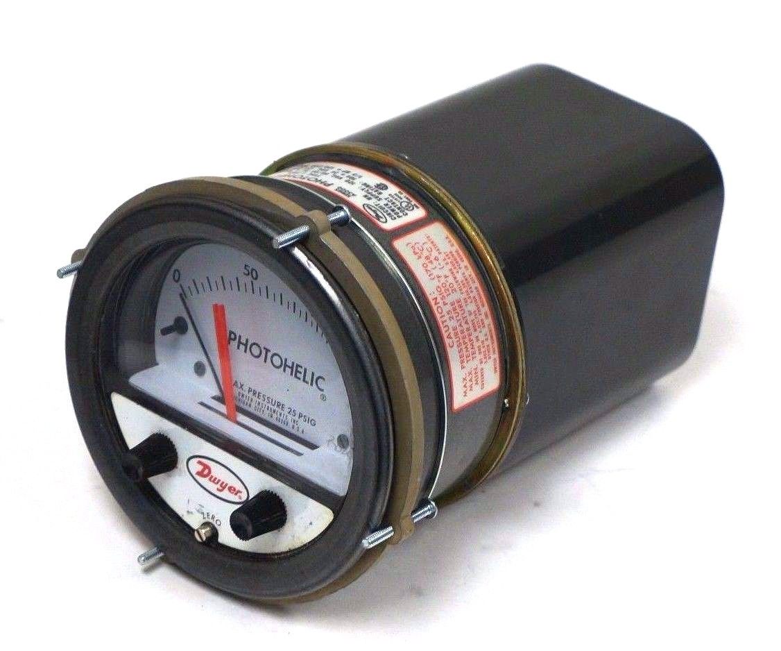 NEW DWYER A3150C PHOTOHELIC PRESSURE SWITCH 0-150 IN. WATER - SB ...