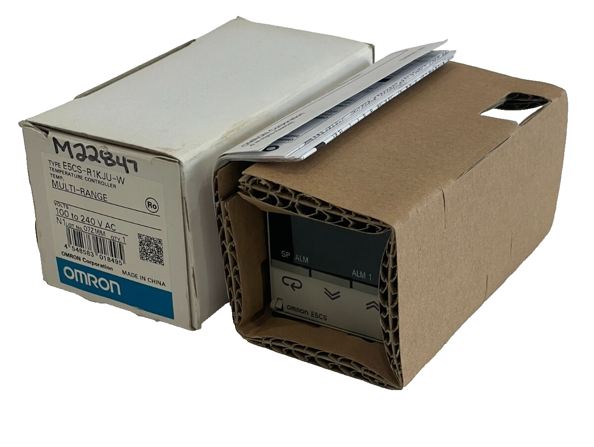 NEW OMRON E5CS-R1KJU-W TEMPERATURE CONTROLLER 100 to 240 vac AC100240 ...