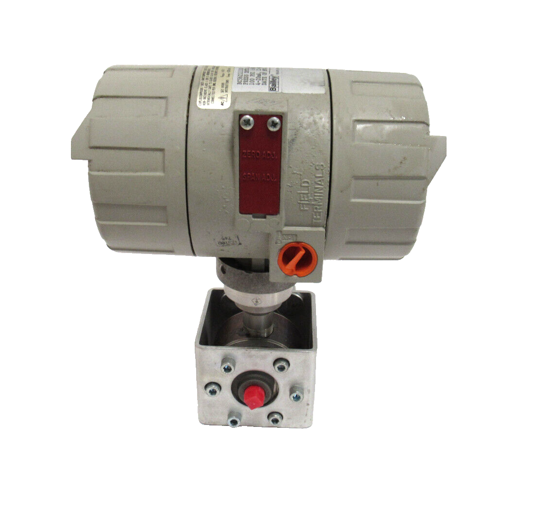 NEW BAILEY BC56211110 PRESSURE TRANSMITTER 0-100PSI - SB Industrial Supply, Inc.