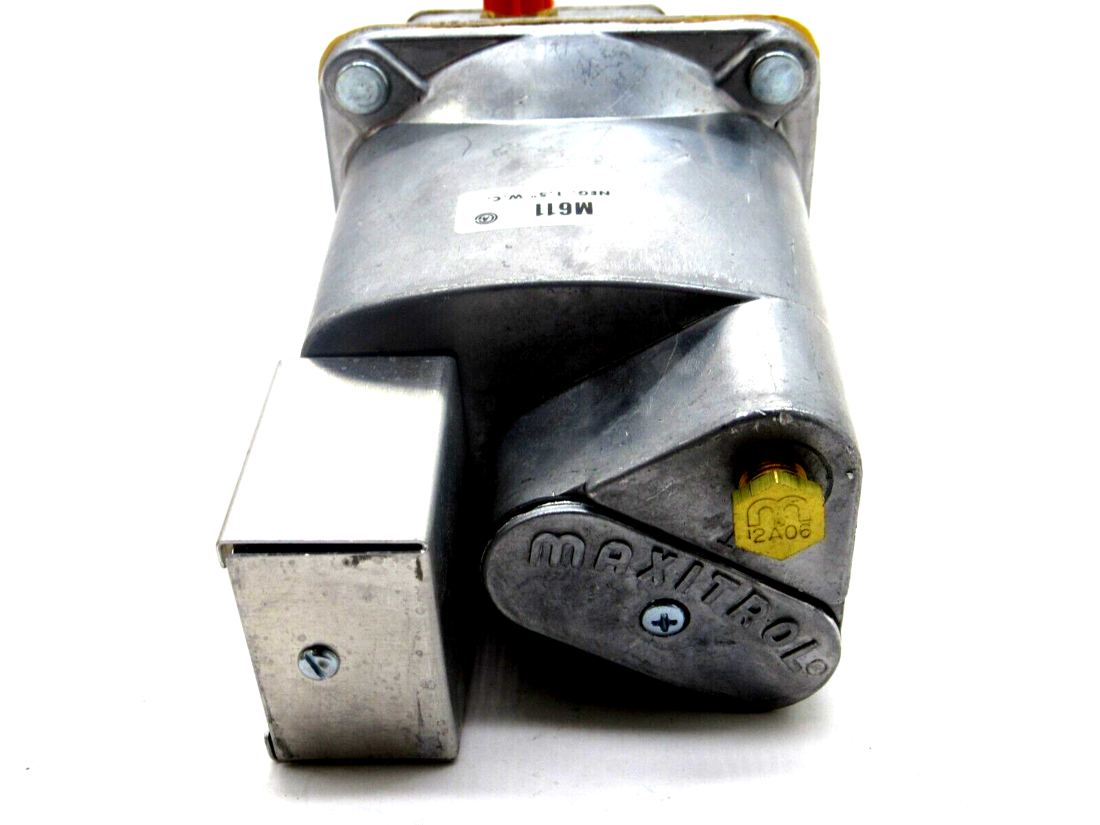 NEW MAXITROL M611 MODULATOR VALVE MLM611-3/4 - SB Industrial Supply, Inc.