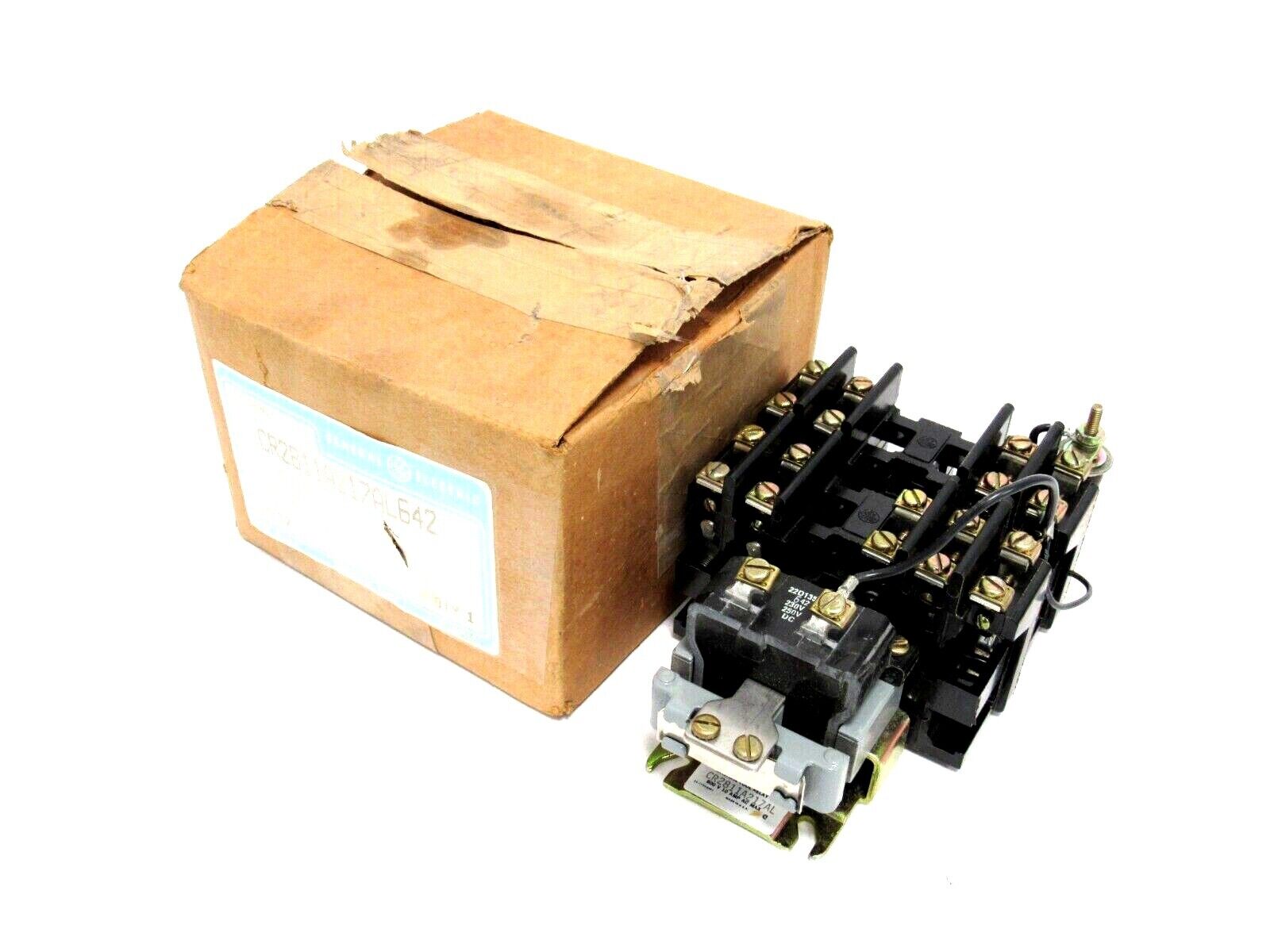 NEW GENERAL ELECTRIC CR2811A217AL642 MACHINE TOOL RELAY 230/250V - SB ...