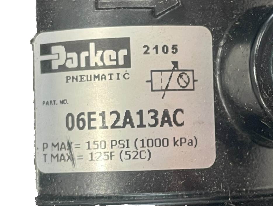 NEW PARKER 06E12A13AC FILTER REGULATOR - SB Industrial Supply, Inc.