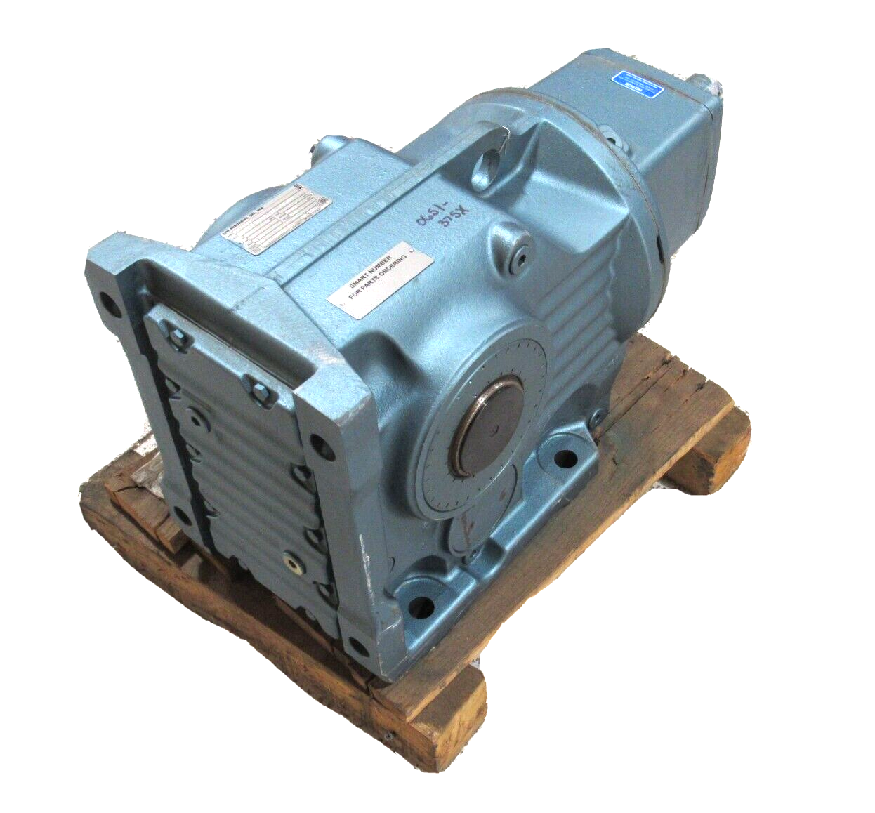 NEW SEW EURODRIVE KA97BAD6 GEAR REDUCER 13.85:1 - SB Industrial Supply ...