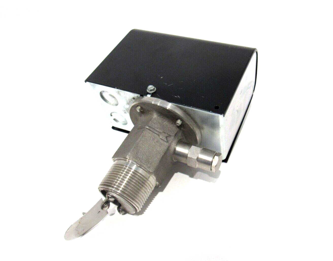 NEW MCDONNELL & MILLER FS7-4S FLOW SWITCH FS74S - SB Industrial Supply ...