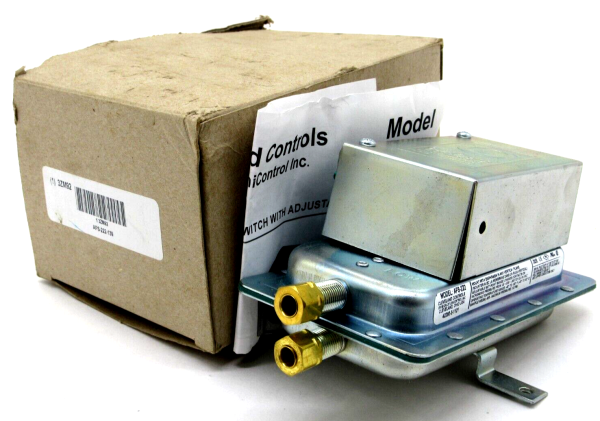 NEW CLEVELAND CONTROLS AFS-222 AIR SENSING SWITCH AFS222 - SB ...