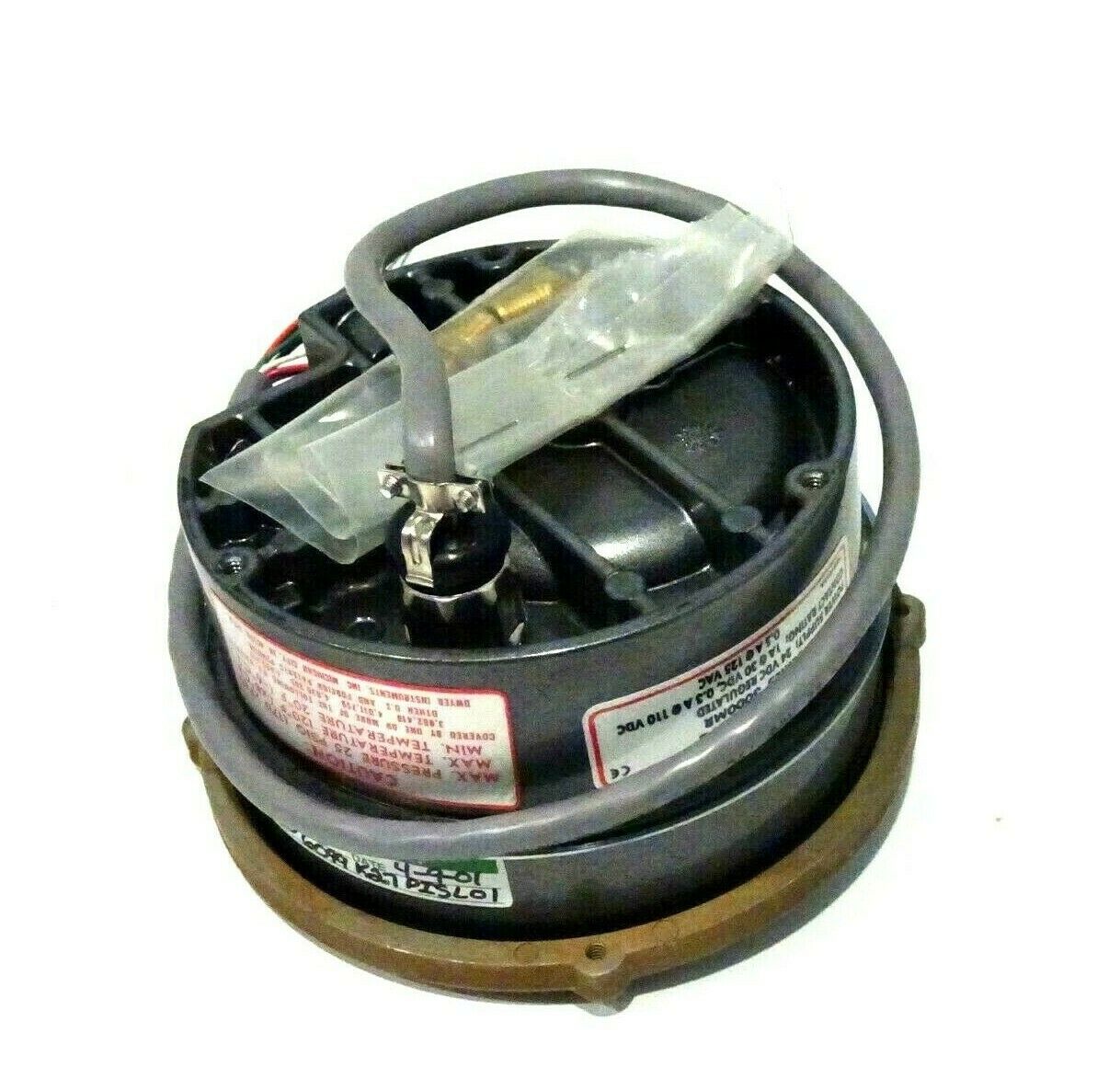 NEW DWYER 3003MR PHOTOHELIC SWITCH GAUGE - SB Industrial Supply, Inc.