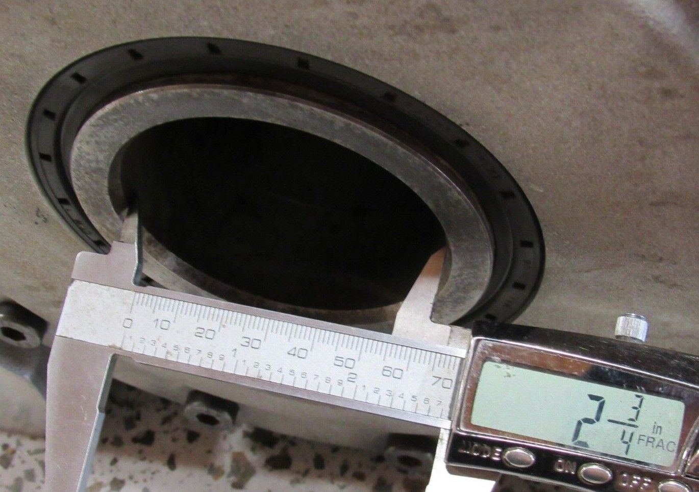 NEW ALPHA GETRIEBEBAU VDT100-MF1-40-071-AC GEARBOX 40:1 VDT100MF140071AC - SB Industrial Supply ...